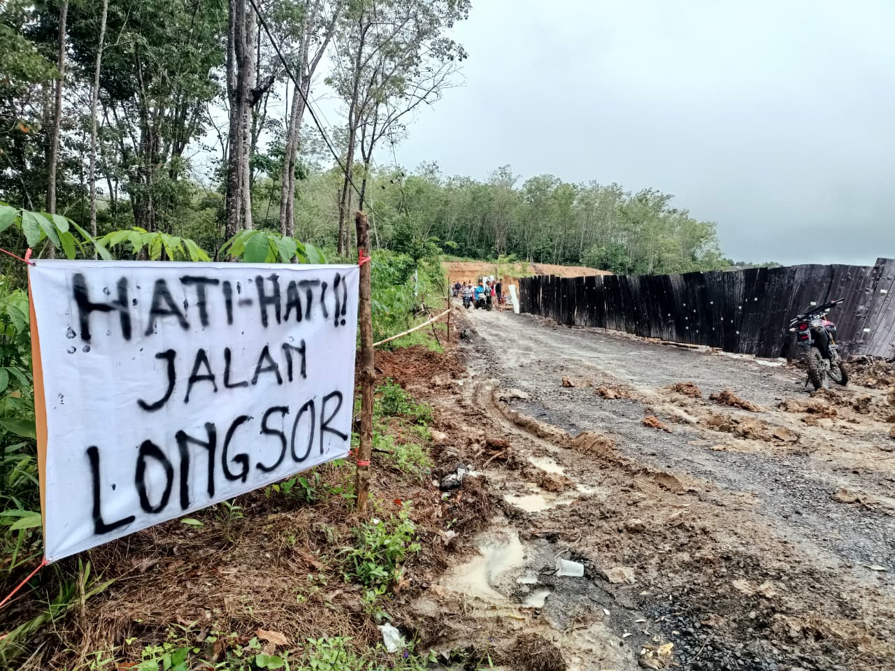 PEMBAKAL DESA GUNUNG ULIN AKUI TAMBANG ILEGAL: BEROPERASI SEJAK 2024 ...